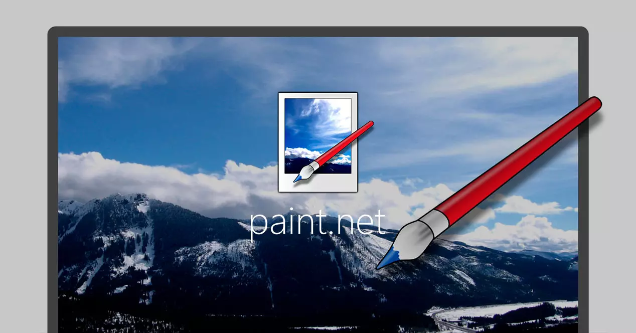 I-Paint.net 4.2: iindaba kunye nokukhuphela enye indlela yasimahla kwiPhotoshop