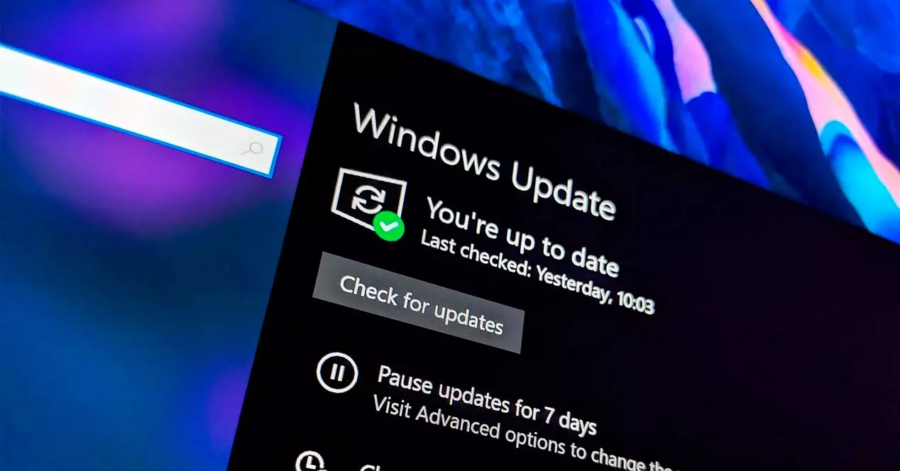 Luet den Windows 10 Mee 2019 Update ISO mat de Juli Patches erof 19829_1