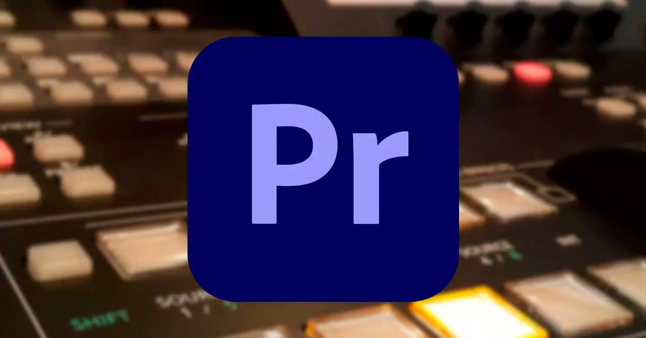 I-Adobe Premiere Pro okanye i-Elements, yeyiphi engcono ukuhlela ividiyo?