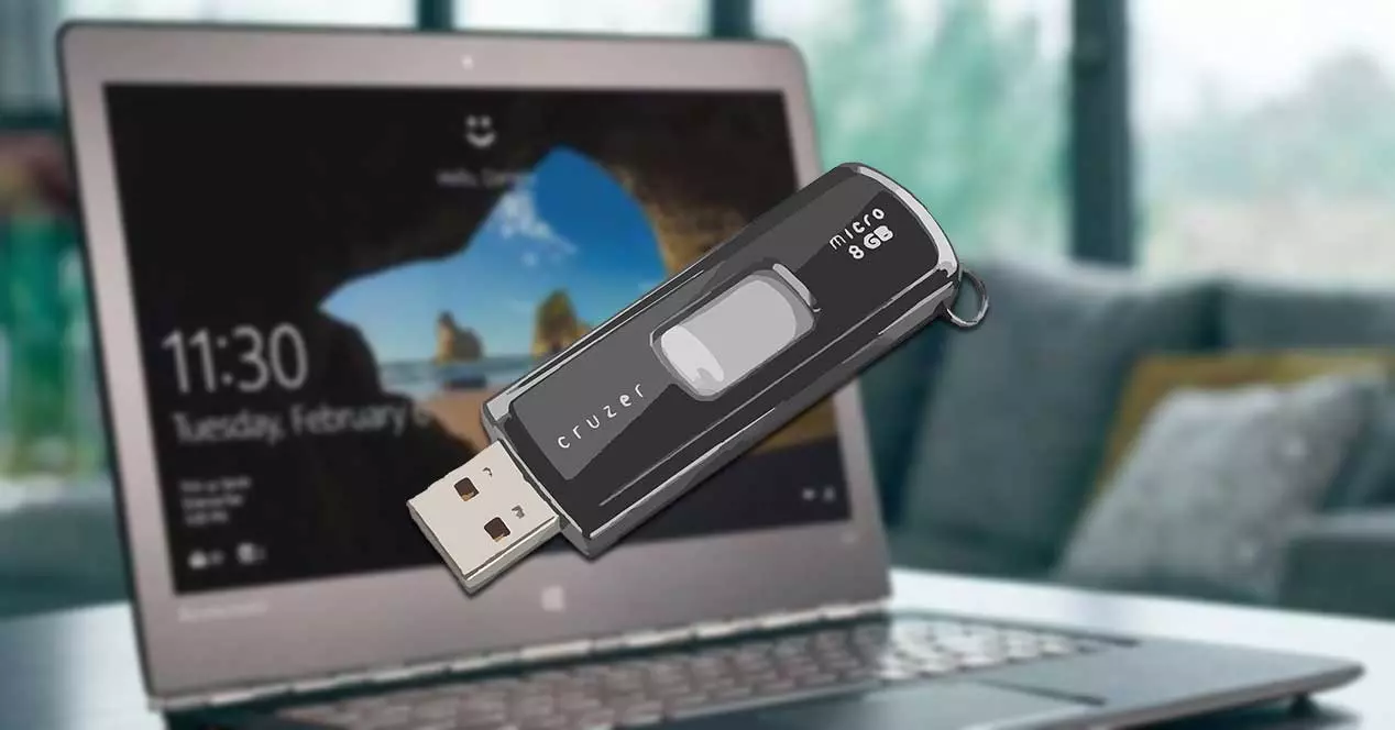 Klonuokite „Windows 10“ įkrovos USB atmintinę