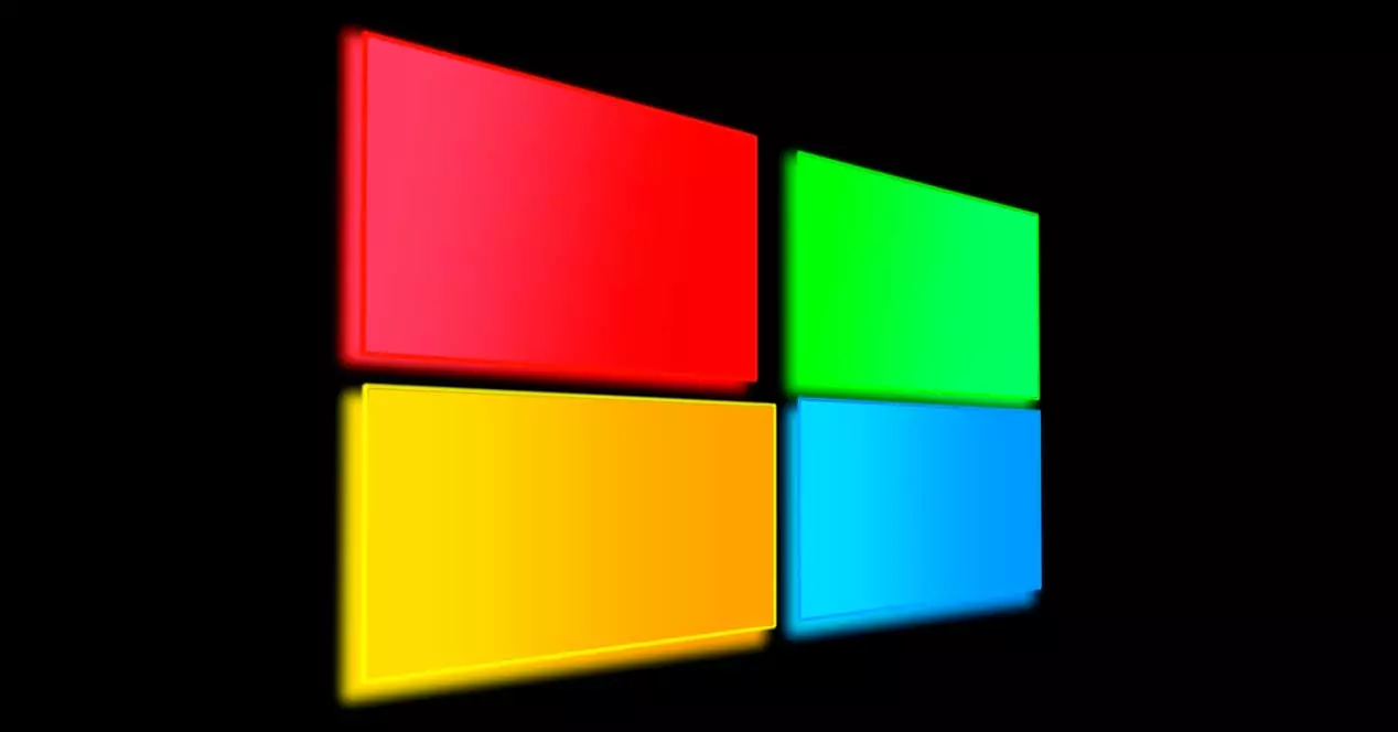 Windows 10 logotipi dizayni