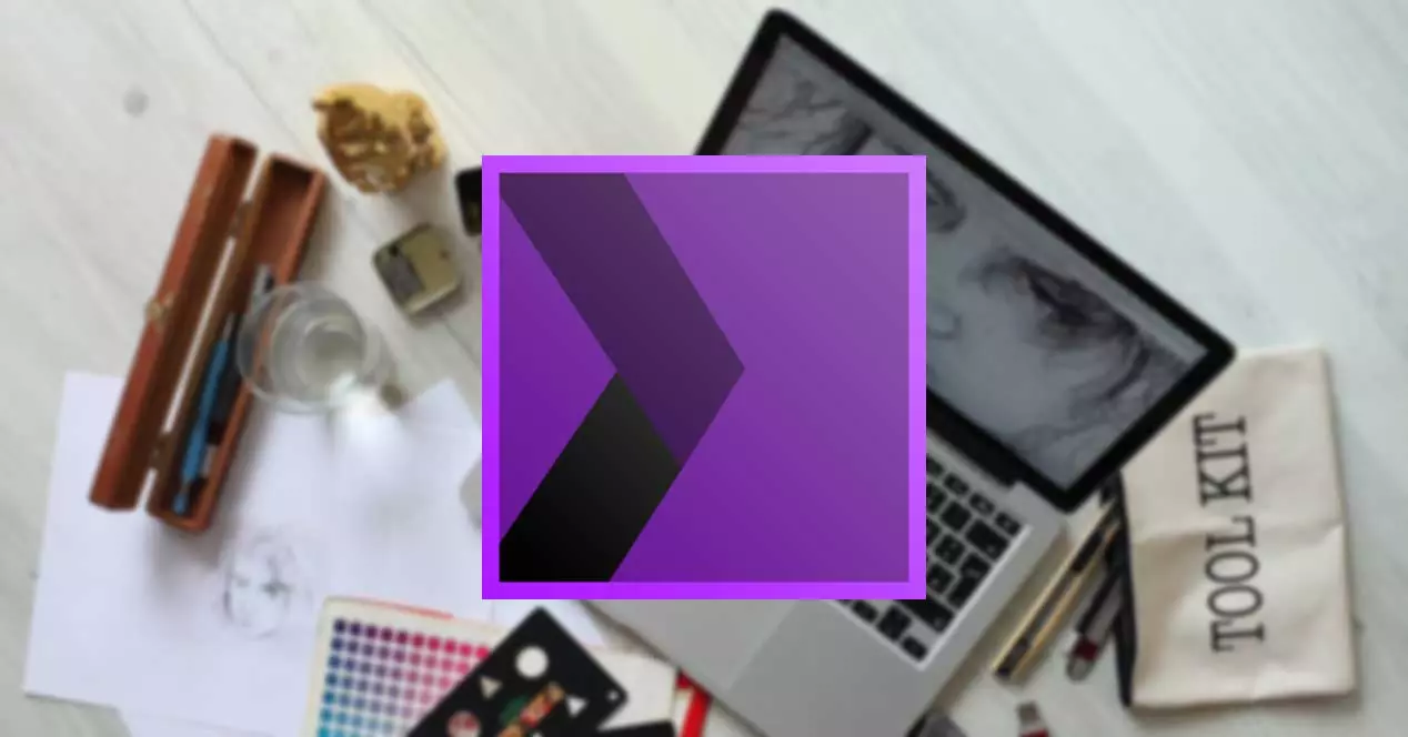 Xara Designer Pro X, programo por aranĝi kaj desegni bildojn kaj retejojn 25888_1