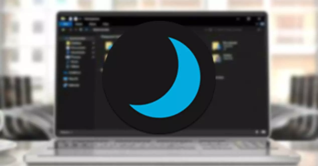 Luna programr mode dark mode នៅក្នុង W10