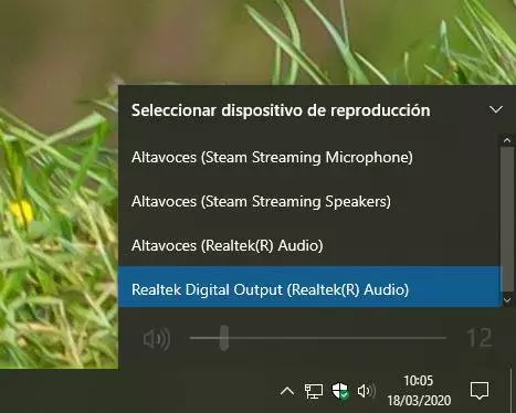 Choose audio output device W10