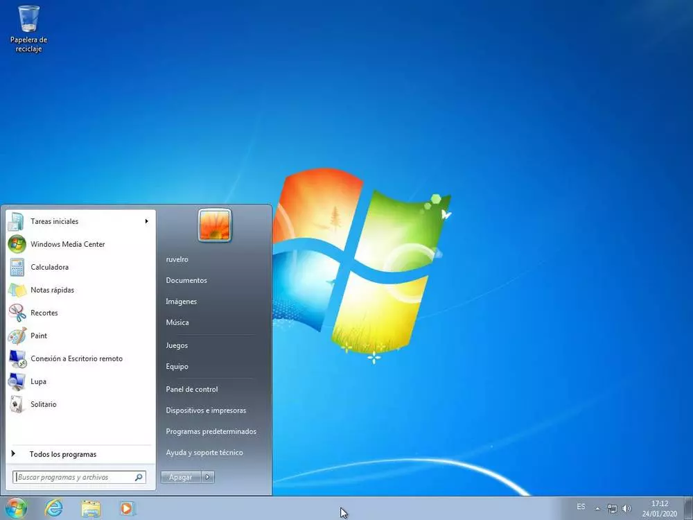 Desktop Windows 7 imewekwa