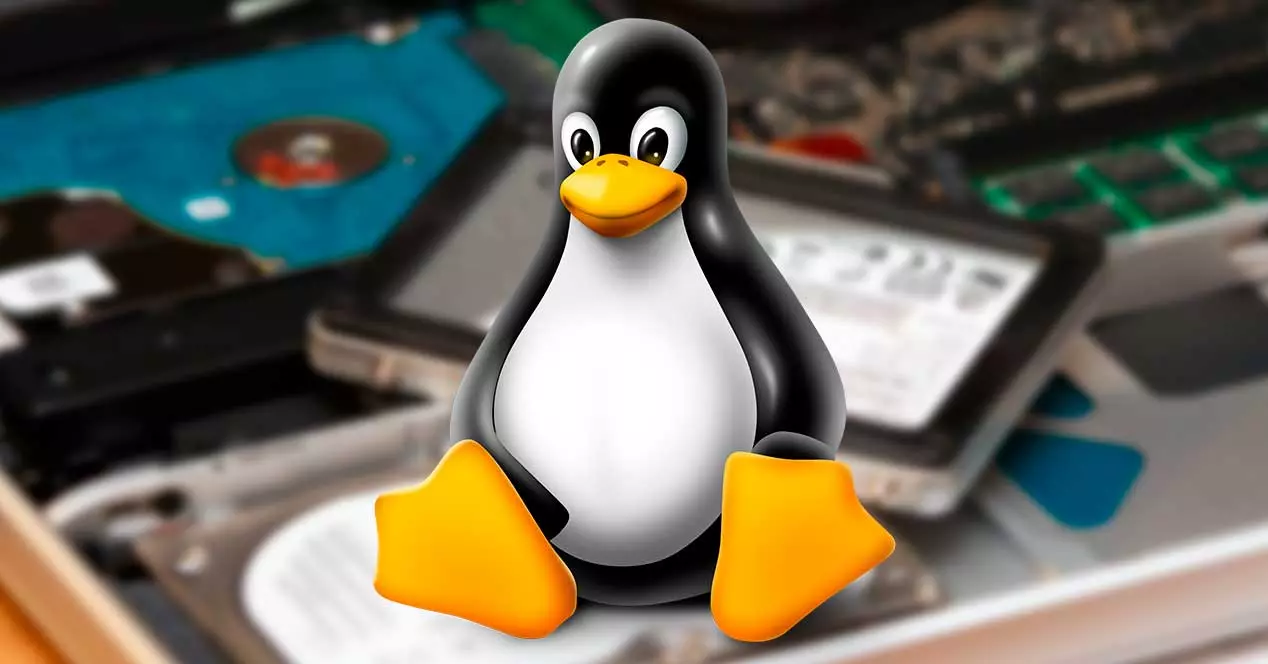 Cara ndeleng ruang bebas hard drive ing Linux