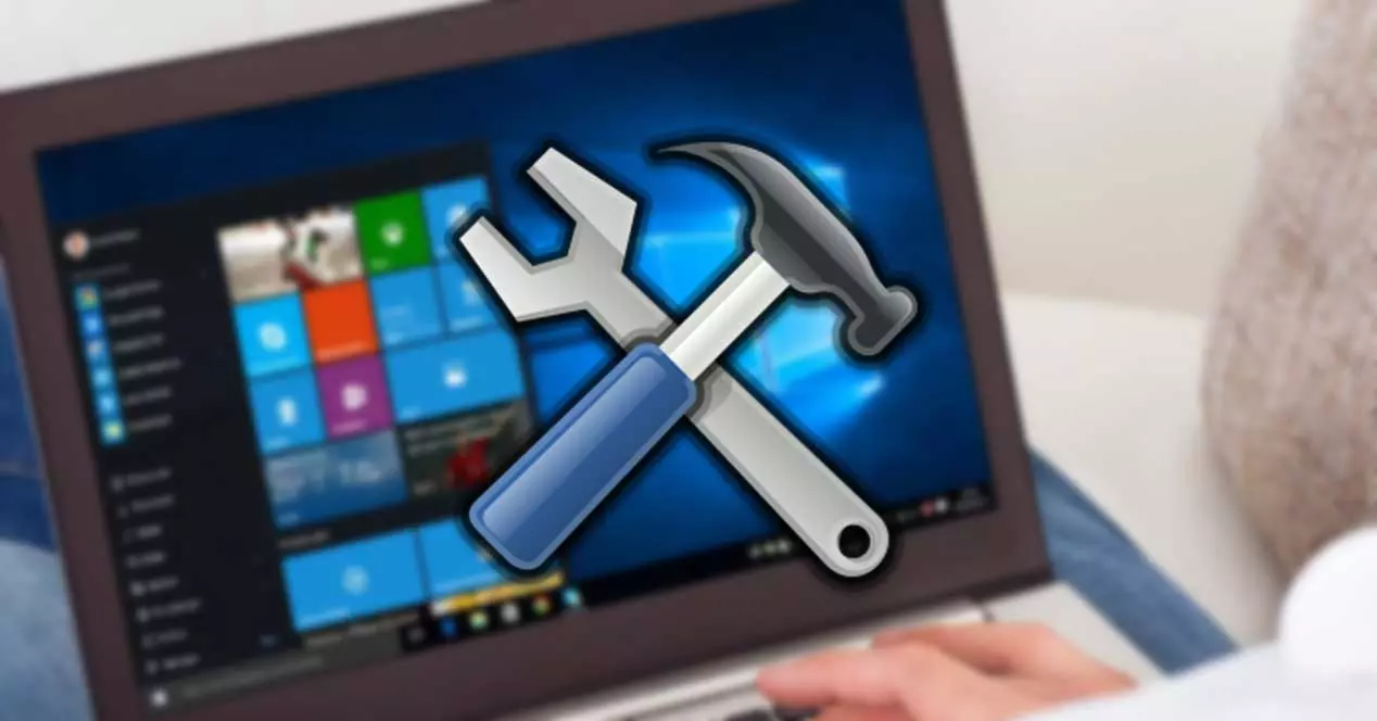 Como engadir ou eliminar iconas da barra de tarefas de Windows 10 e 11 33287_1