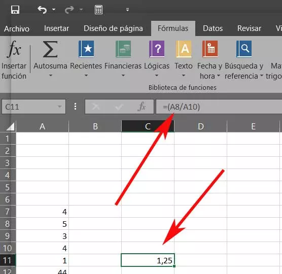 Padalinti „Excel“.